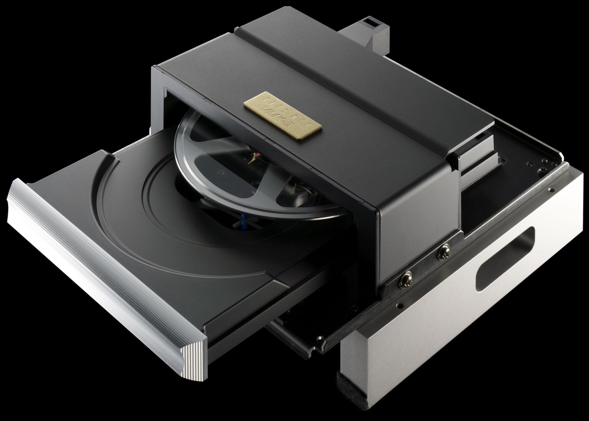 6moons audio reviews: Esoteric P/D 05